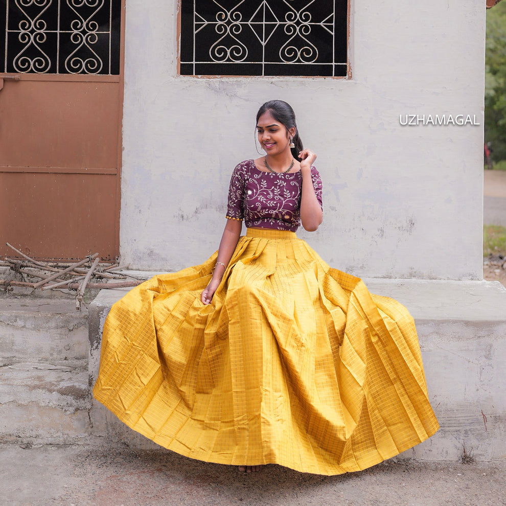 Agal vilakku – Uzhamagal